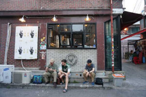The 16 Best Bars in Itaewon, Seoul | MyBestSeoul